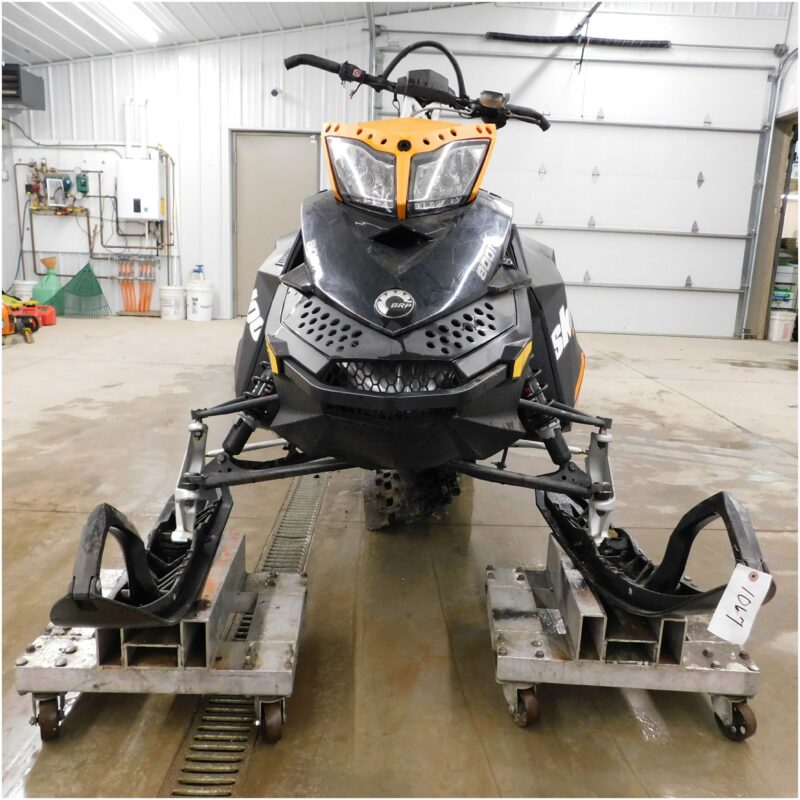 #1067 2014 Ski Doo Summit 800R – Recreational Salvage