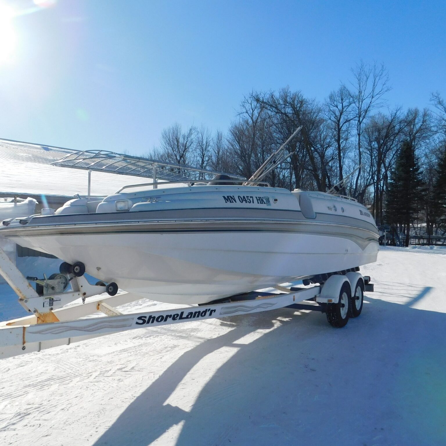#1501cs 1997 Larson 233 Escape – Recreational Salvage