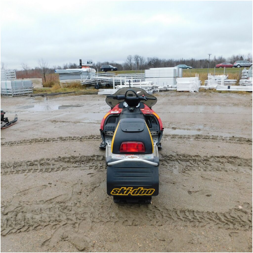 #1637cs 2002 Ski Doo MXZ Renegade 600 – Recreational Salvage